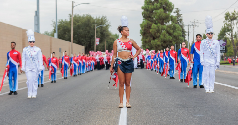 Fresno St. Marching Band dazzles at Rose Parade