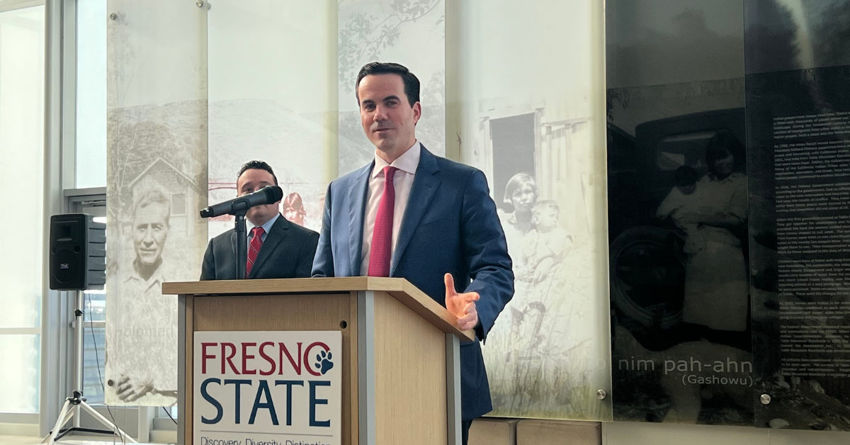 CBS News' Robert Costa arrives in Fresno to talk Trump, Newsom, Harris ...