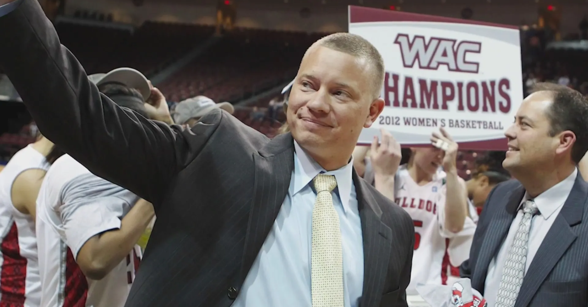 Adrian Wiggins applies to return as Fresno State women’s basketball coach
